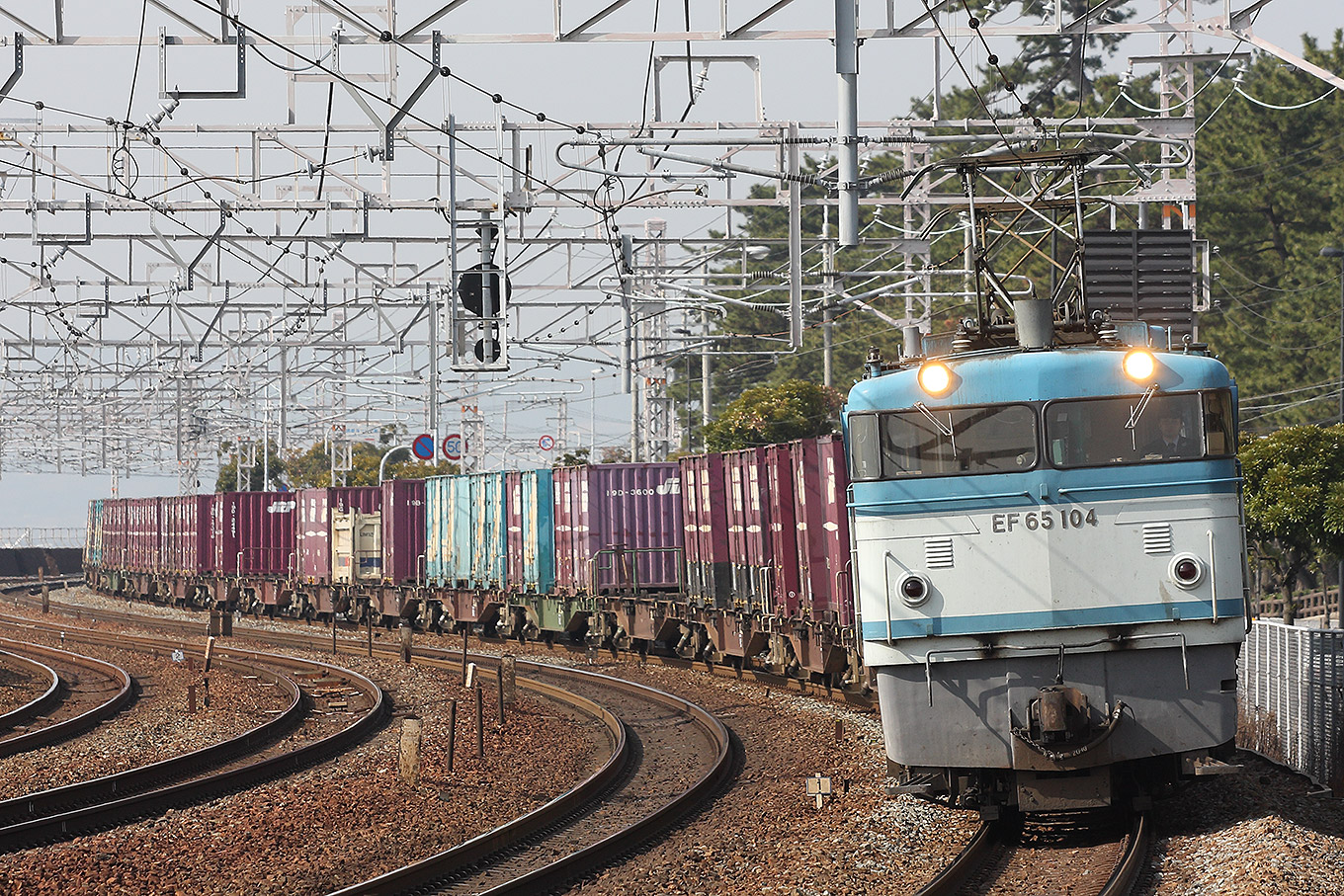 EF65 104 | 貨物列車と機関車の写真館
