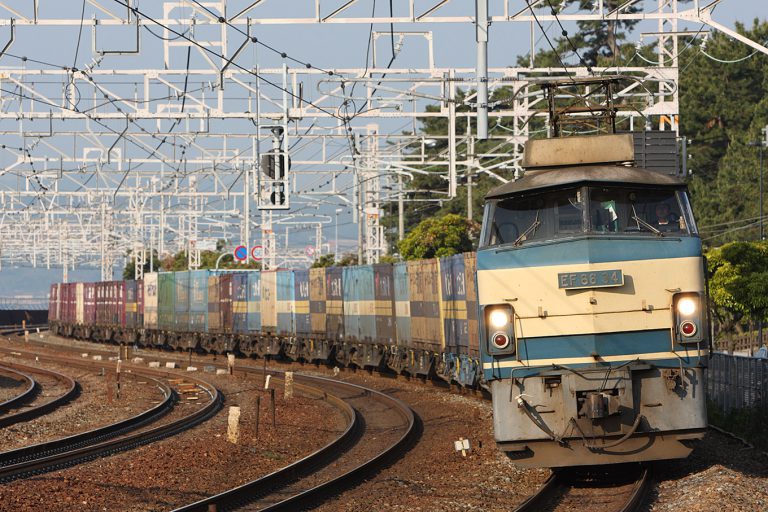 EF66 50 | 貨物列車と機関車の写真館