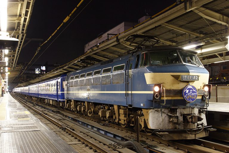 EF66 42 | 貨物列車と機関車の写真館