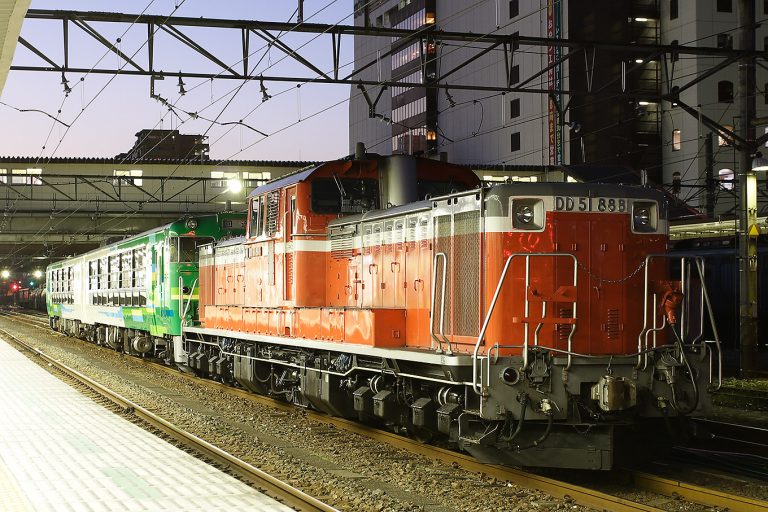 DD51 | 貨物列車と機関車の写真館