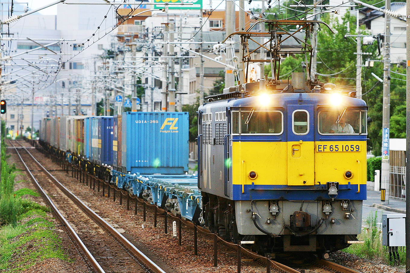 EF65 1059 | 貨物列車と機関車の写真館